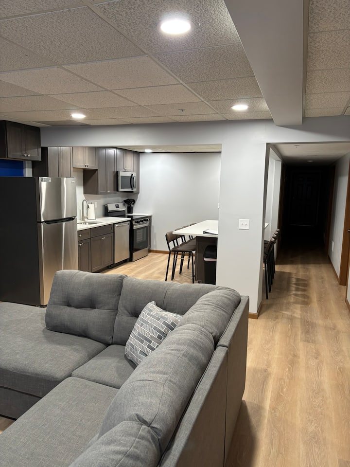 5 Bedroom (Sleeps 10)-millennium Suite - Sandusky, OH