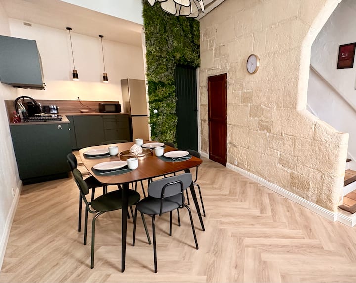 [ Clim & Loggia ] - Maison Rénovée Au Cœur D’arles - Arles