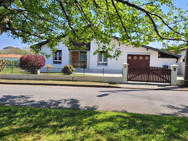 Charmante Villa Proche Centre De Bayonne Et Plages - Tarnos