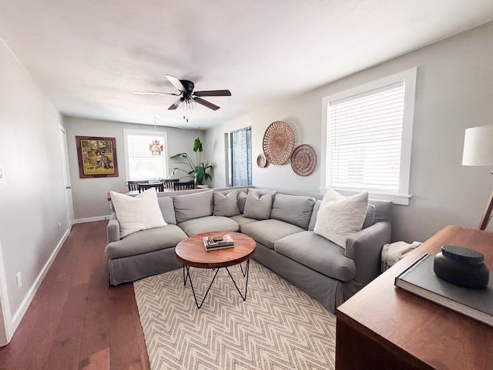 Apartment In Neptune Beach - Jacksonville Beach, FL