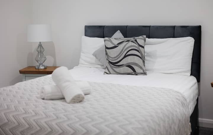 Modern 3br In Belfast City Ctr - Belfast