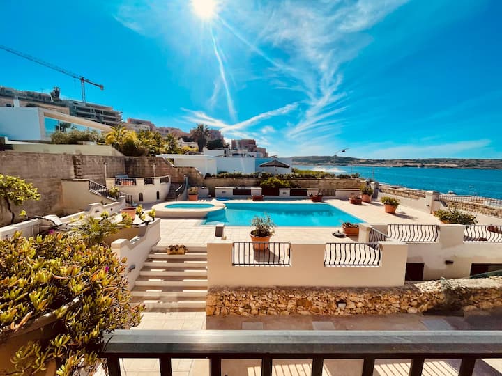 Seaview Octagon Villa With Private Pool - Malta