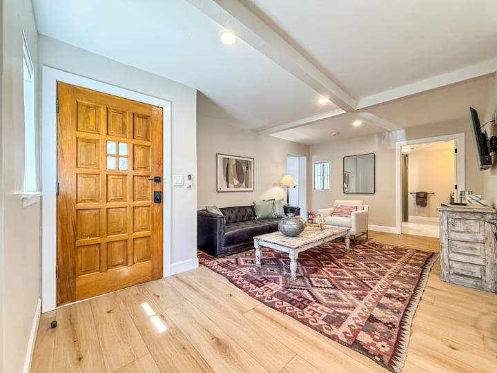 Desert Marigold Suite-prime Location-railyard Arts - Santa Fe, NM