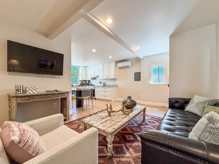 The Desert Marigold Suite At The Railyard - Apt. - サンタフェ, NM
