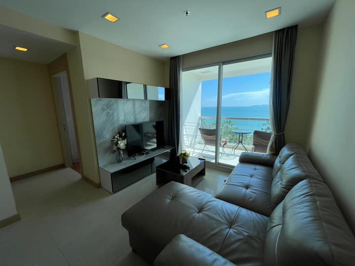 Amazing Beach Front 48 Sqm. 1 Bedroom @ The Palm - Pattaya City