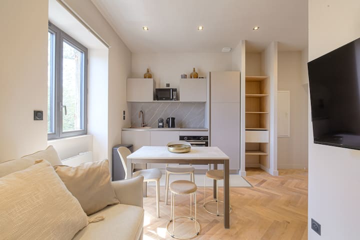 Superbe Appartement Lumineux Proche De Lyon - Champagne-au-Mont-d'Or