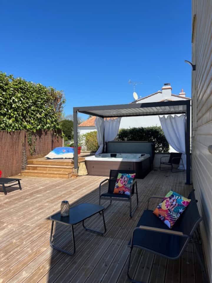 Maison De Vacances Avec Spa - Saint-Michel-en-l'Herm