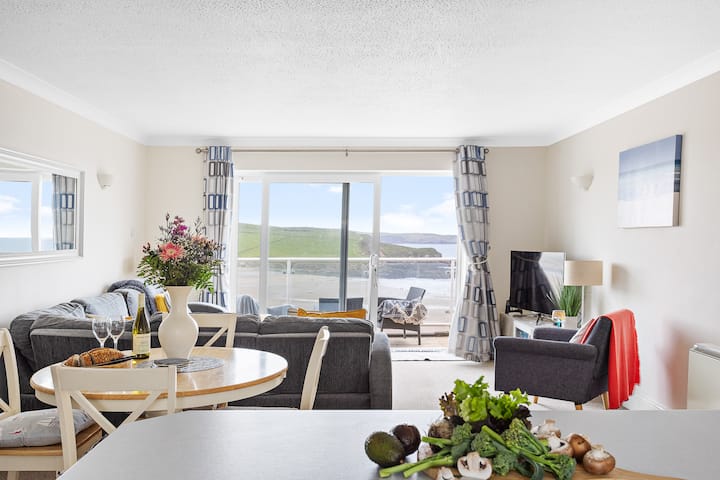 Apartment With Stunning Views & Parking | Bigbury - Hope Cove