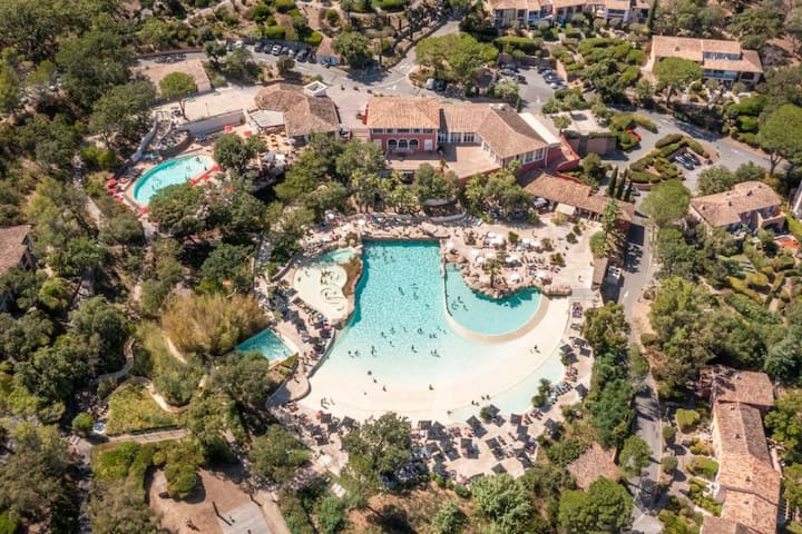 Appartement En Rez De Jardin. - Grimaud