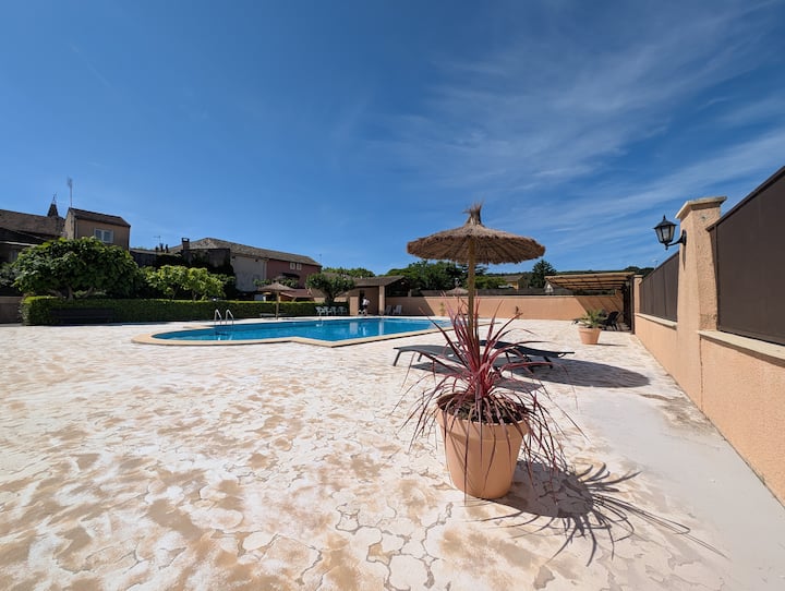 Le Michelet * Parking * Piscine* Climatisation - Goudargues