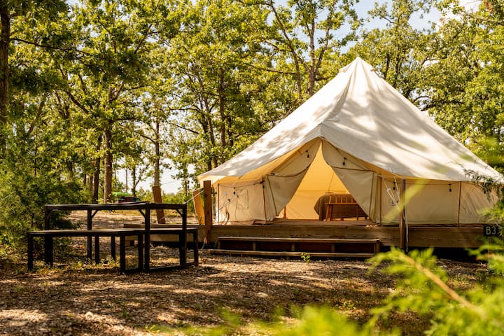 Tent Stay W/ Firepit + Trails (Dog Friendly) - Branson, MO