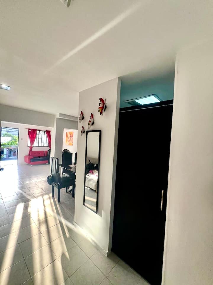 Casa Grande Cerca A La Playa - Riohacha