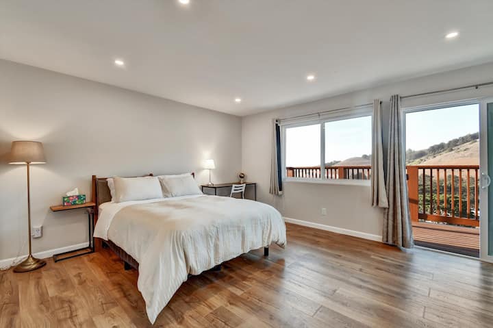 Stunning Ocean Mountain View Near Sf+beach 2suites - Pacifica, CA