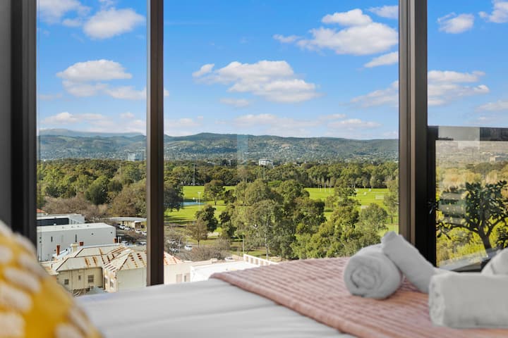 60+ Night Cbd Retreat – Ask Host For Offers - Adelaide