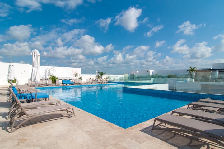 Cozy 1br Condo In Luxury Ipana W/ Pools & Gym - Playa del Carmen