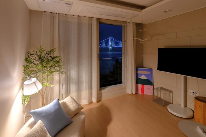 #O Stay No.7 / 광안대교 바다뷰/ 밀락더마켓 / 외국인 내국인 리뷰 만점 숙소 - Busan