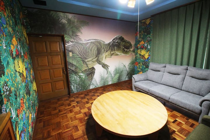 貸切民泊「三つ子の魂」　福井県立恐竜博物館まで車で10分　発坂駅から徒歩5分 - 勝山市