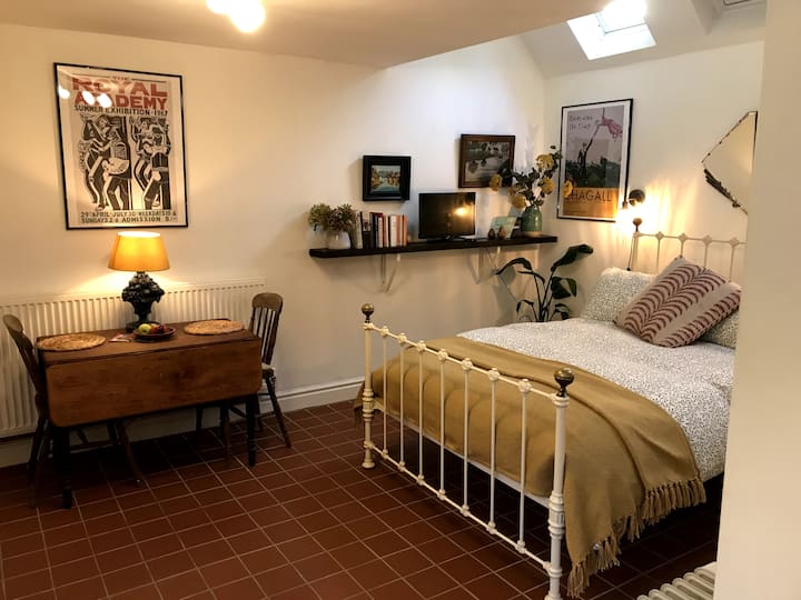 The Old School - Folkestone