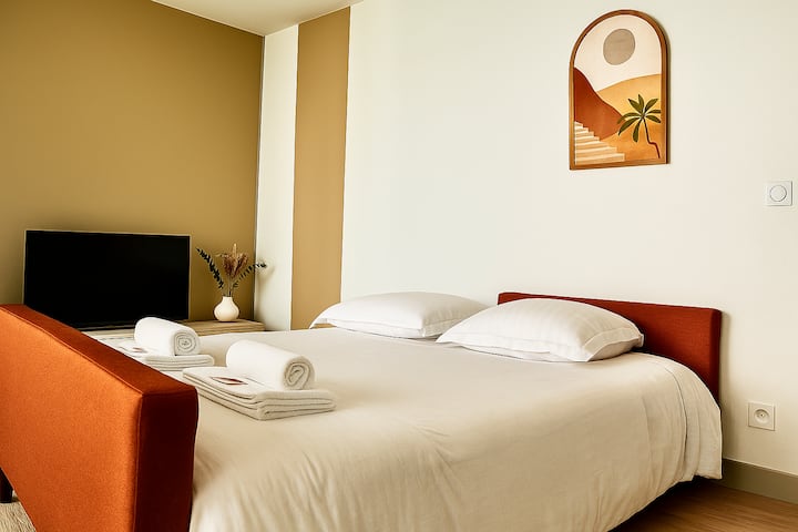 Appartement Proche Grands Axes - Parking Gratuit - Pierre-Bénite