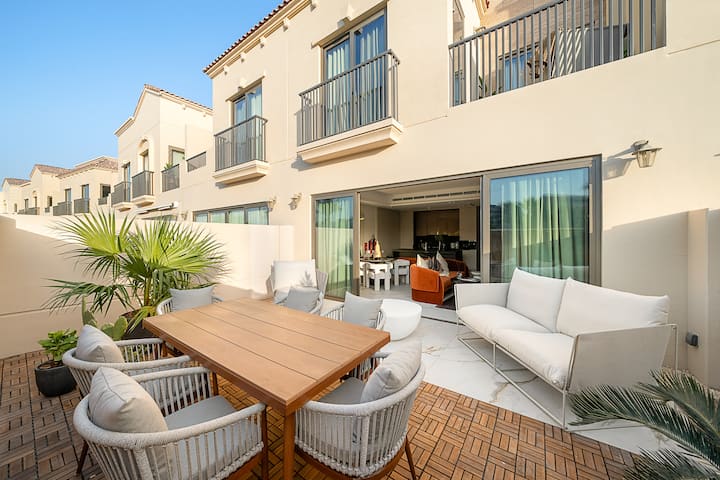 First Class Hidden Gem Villa For Relaxation - Dubai