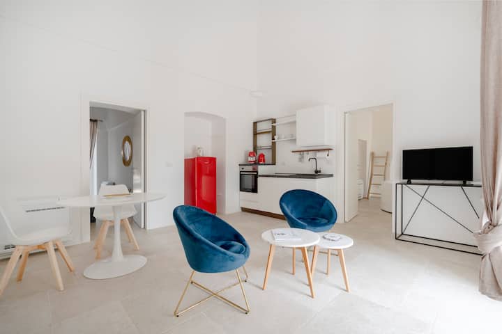Guesthost - Borgo Lucia: Trullo Catenella - Apulia