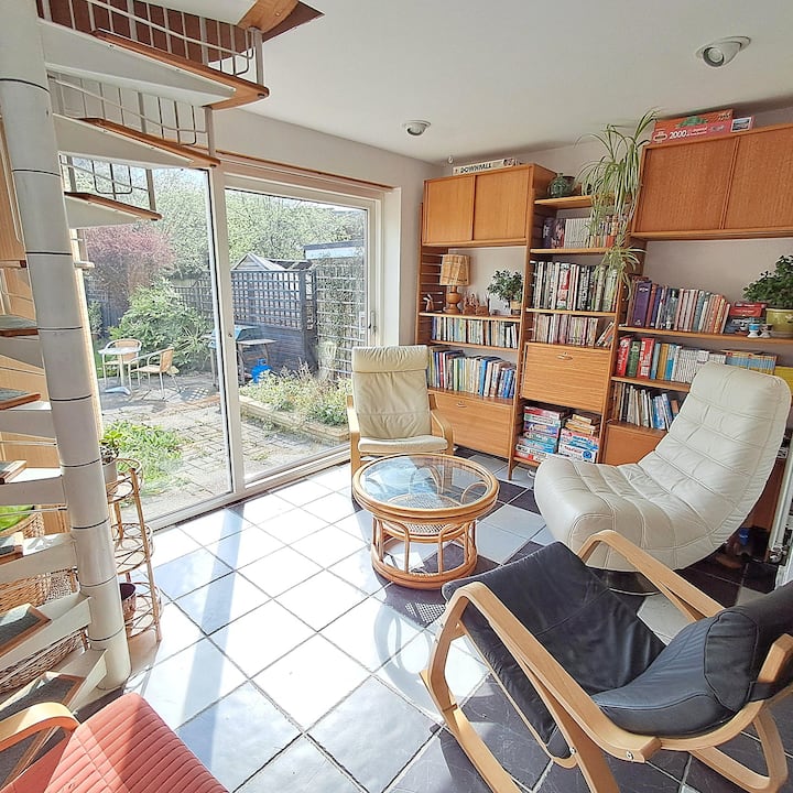 Large 5 Bed 3 Bath House Brentwood - Brentwood