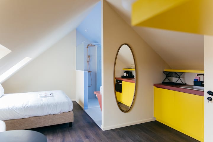 Romy&travis | Cozy Rooftop Studio - Bruges