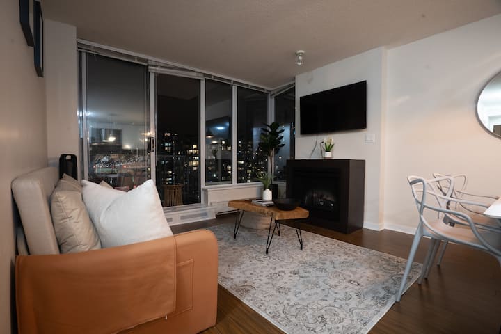 Rogers Arena/skytrain/sleeps 7/gym/open Riverview - Vancouver