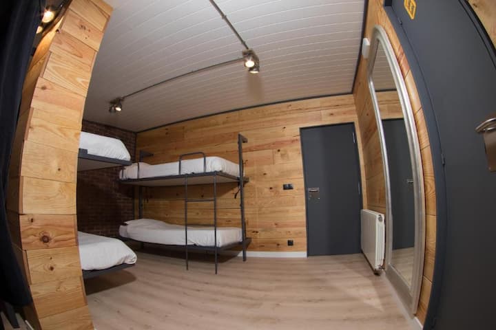 Hostal Amelia By Gaiarooms. Múltiple (8 Adultos) - Salamanca