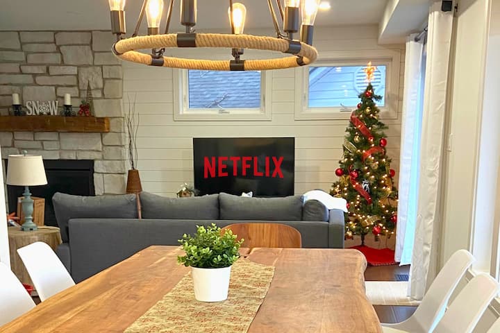 Firepit Dock Kayak Starlink: Muskoka Waterfront - Gravenhurst