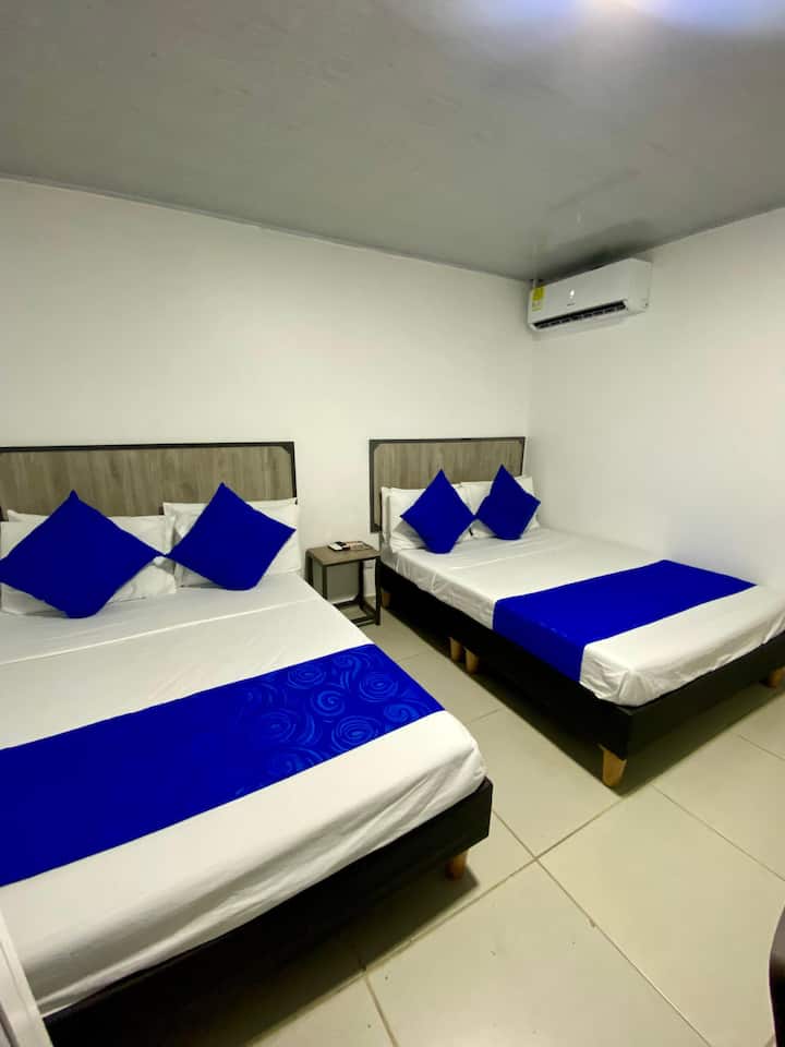 Habitación Cuádruple Con Aa - Cali