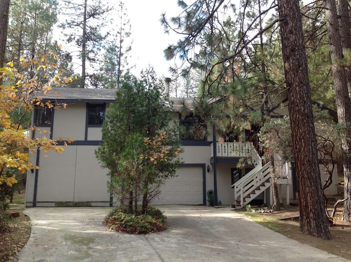 Yosemite Mountain Home Near Bass Lake - North Fork, CA