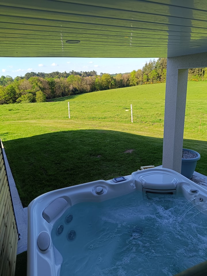Immersion En Pleine Nature Avec Jacuzzi Privatif - Brittany