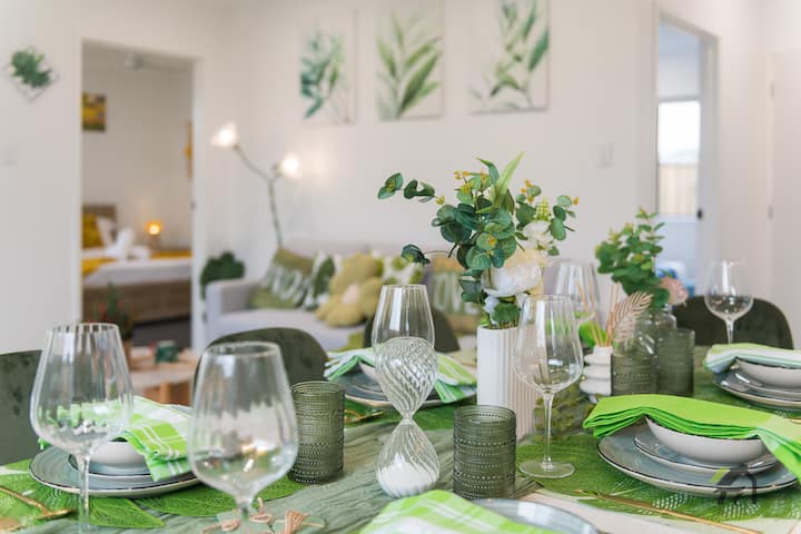 Cozy&luminous 4-bedroom House - 입시치
