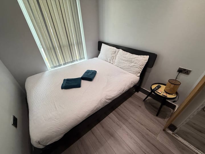 Comfy En-suite Room With Shared Spaces Liverpool - Liverpool, UK