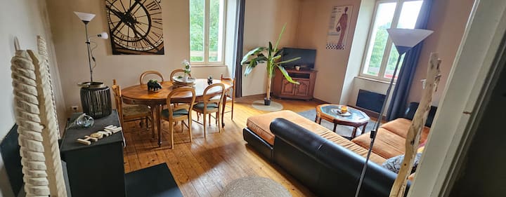 Appartement,2chambres,7couchages, 2ième éTage. - Landerneau