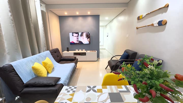 Santos - Gonzaga - 1 Quadra Praia. Apto Completo. - サントス