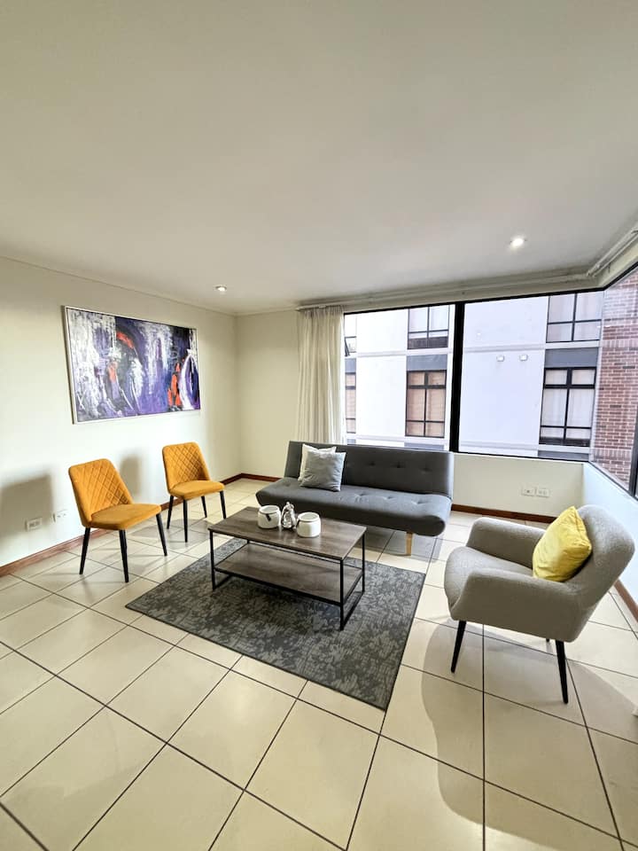 Edificio Cerca De Oakland Mall - 