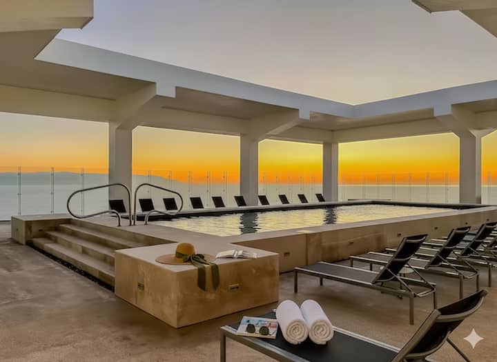 Sunset Oceanfront|hotel Zone|jacuzi|pool|gym|roof - Puerto Vallarta