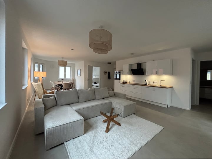 Geräumige 3-zi-wohnung Nahe City & Bahnhof - Oldenburg