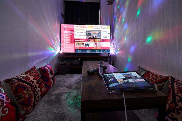 お酒も音楽も自由！パーティーが止まらない、大阪の隠れ家 - Dotonbori