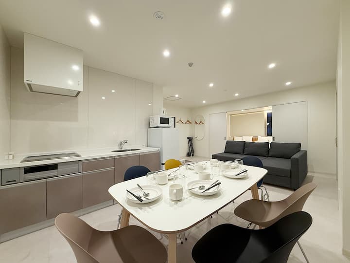 Perfect Group Stay: Central 2br Apartment - 廣島市