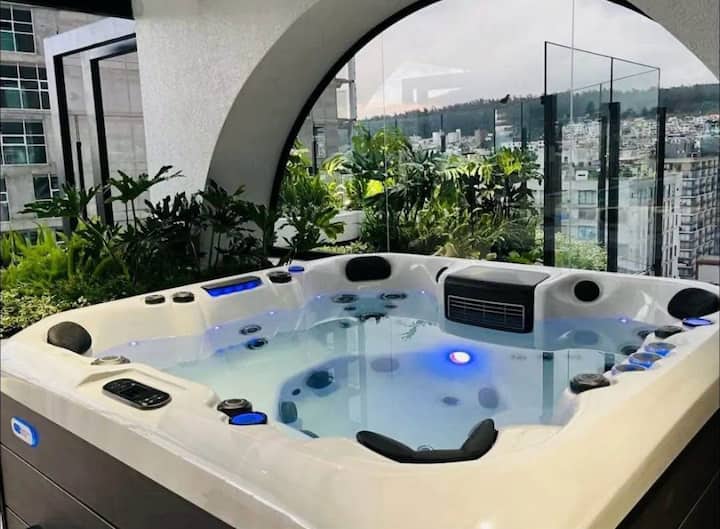 Refugio Sensorial Frente La Carolina Con Jacuzzi - Quito