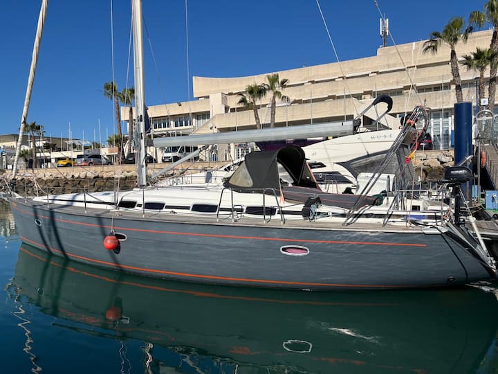 Estupendo Barco En Puerto Sherry - Rota