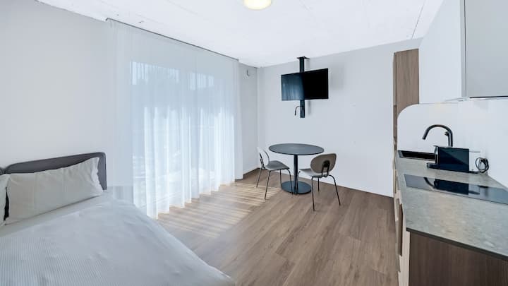 Mooi Basic Apartment Mit Balkon - Biel