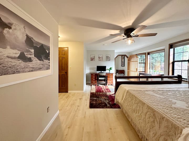 Newly Remodeled 2 Bed 1 Bath - 埃弗里特