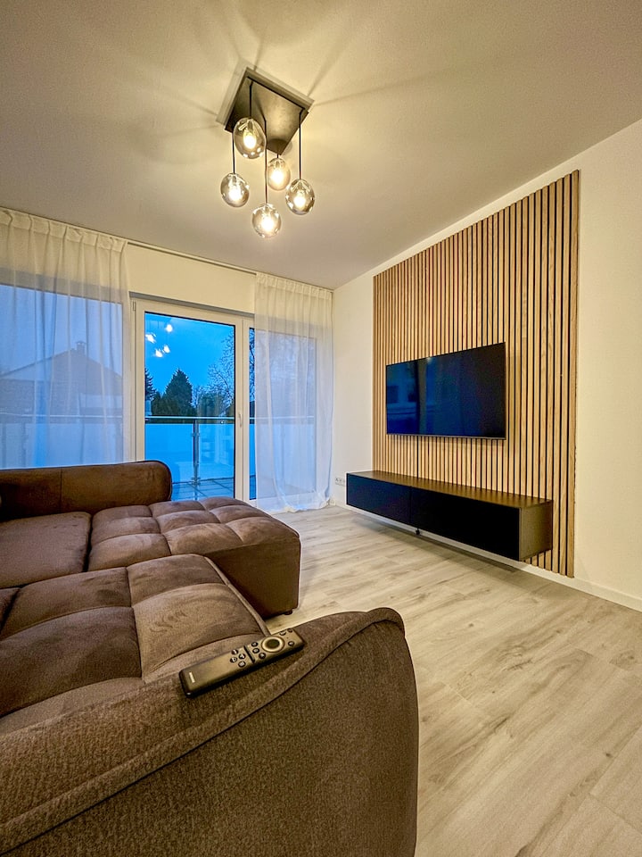Moderne Wohnung Mit Balkon - Nahe Kurpark & Messe - Bad Salzuflen
