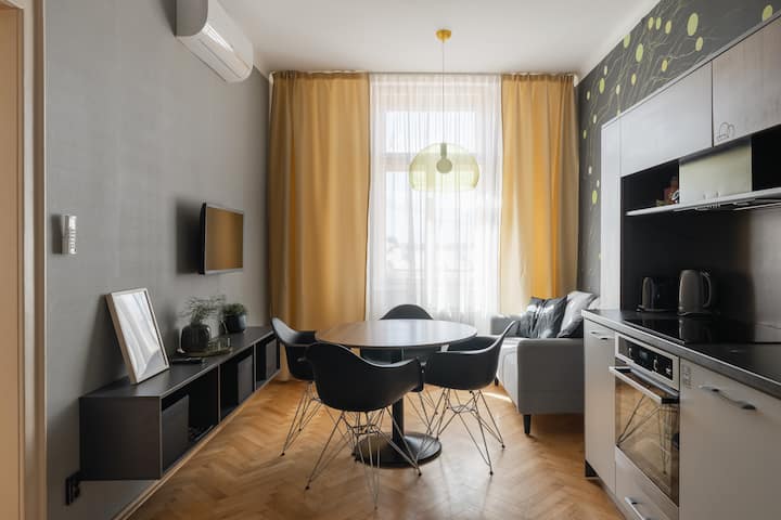 2bdr Urban Designer Residence For 4 In The Center! - 布拉格