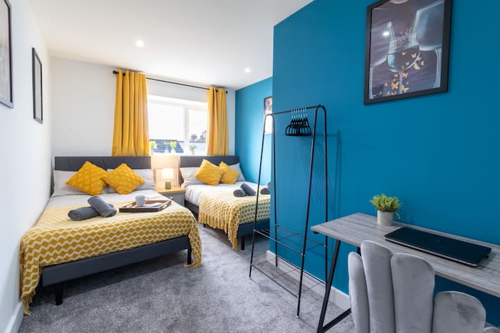 Open Mind Property - 2 Bedrooms With Free Parking - Gosport