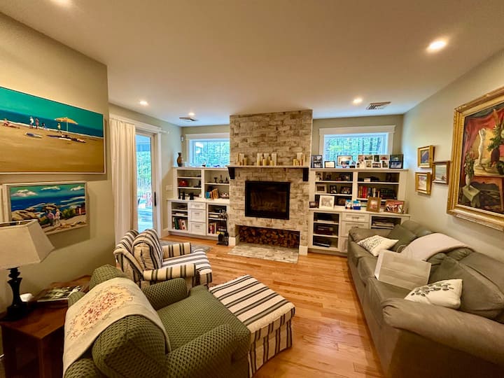 Charm House 1 Mile From Downtown Ogunquit - York